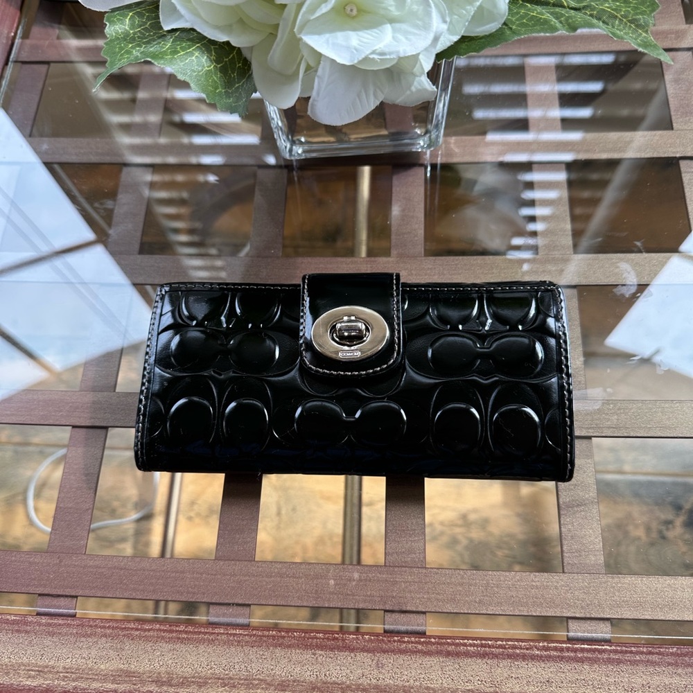 Coach Embossed Logo Black Patent Leather Wallet Excel… - Gem